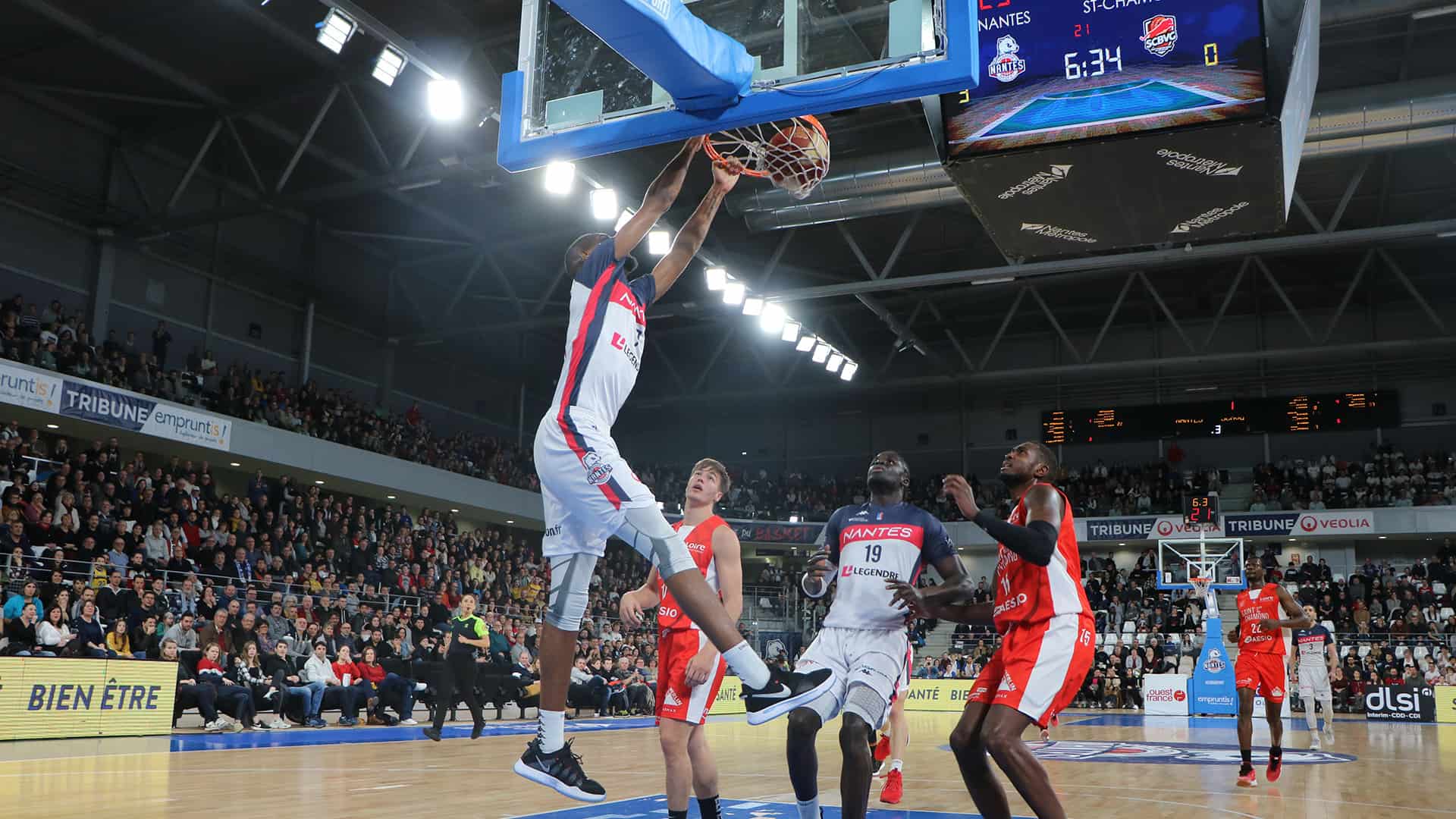 J22 - Le NBH assure dans une Trocardière pleine ! (78-59) | Nantes ...